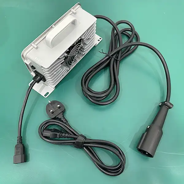 UK Plug Golf Cart Lead Acid Battery Charger 48 Volts 22A